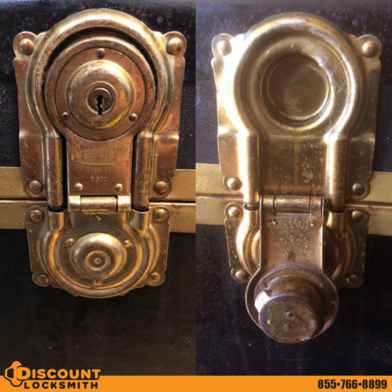 Unlock antique steamer trunk with a figure 8 lock - Discount Locksmith LLC